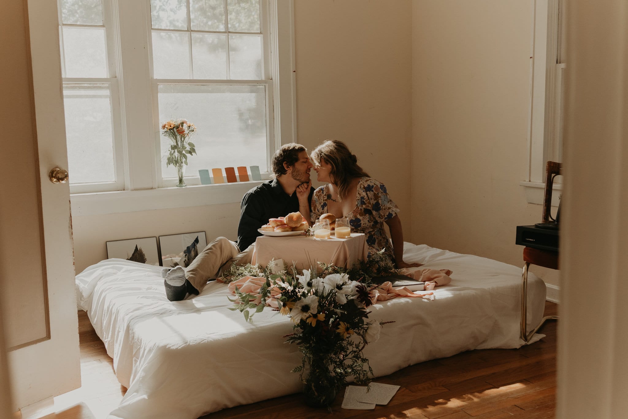 Cozy Home Photoshoot for an Anniversary - M.Large Photography